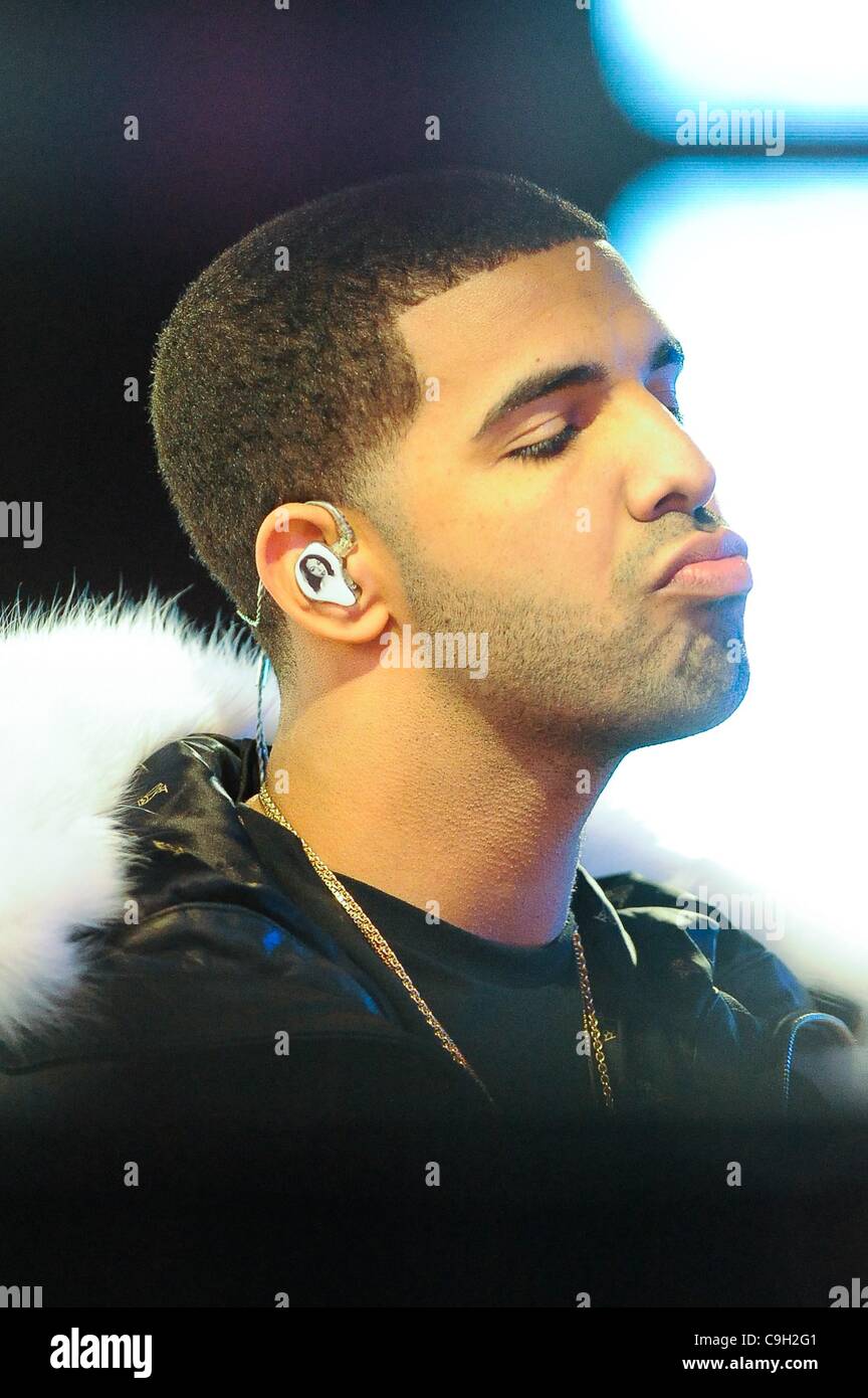 Drake, rehearses at the Nivea stage at the New Year's Eve 2012 in Times ...