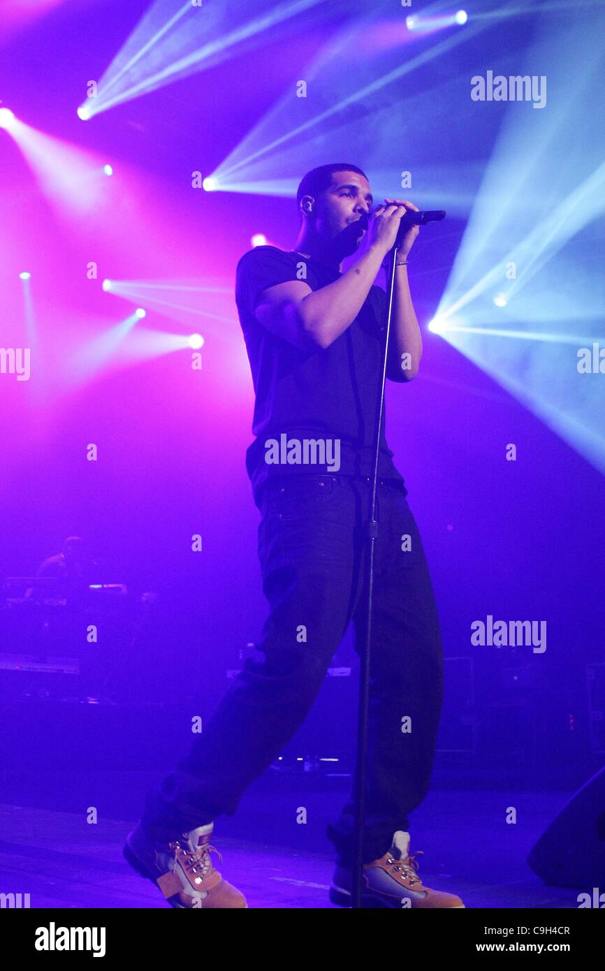 Drake on stage for Drake New Year's Day Concert at The Joint, Hard Rock ...