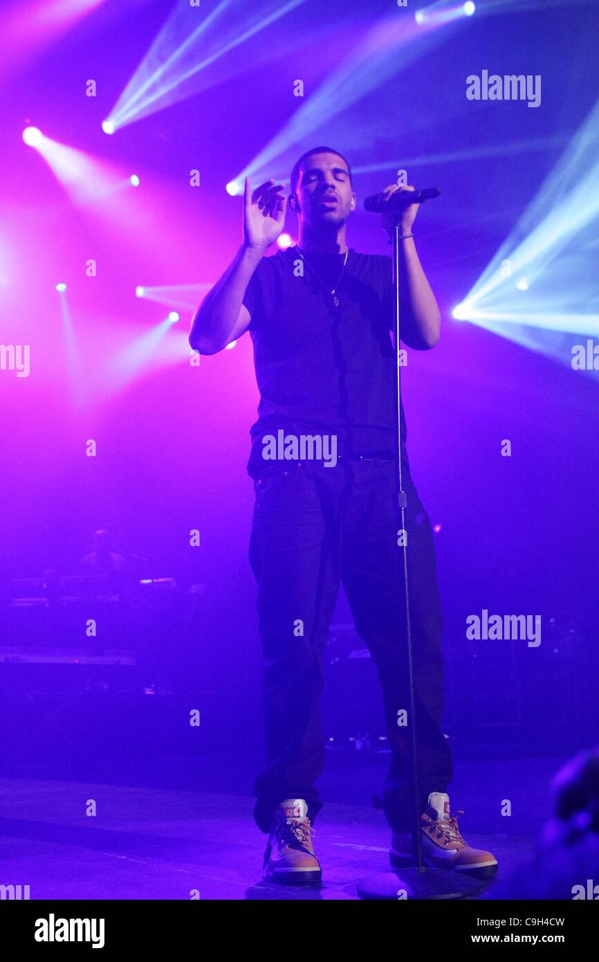 Drake on stage for Drake New Year's Day Concert at The Joint, Hard Rock ...