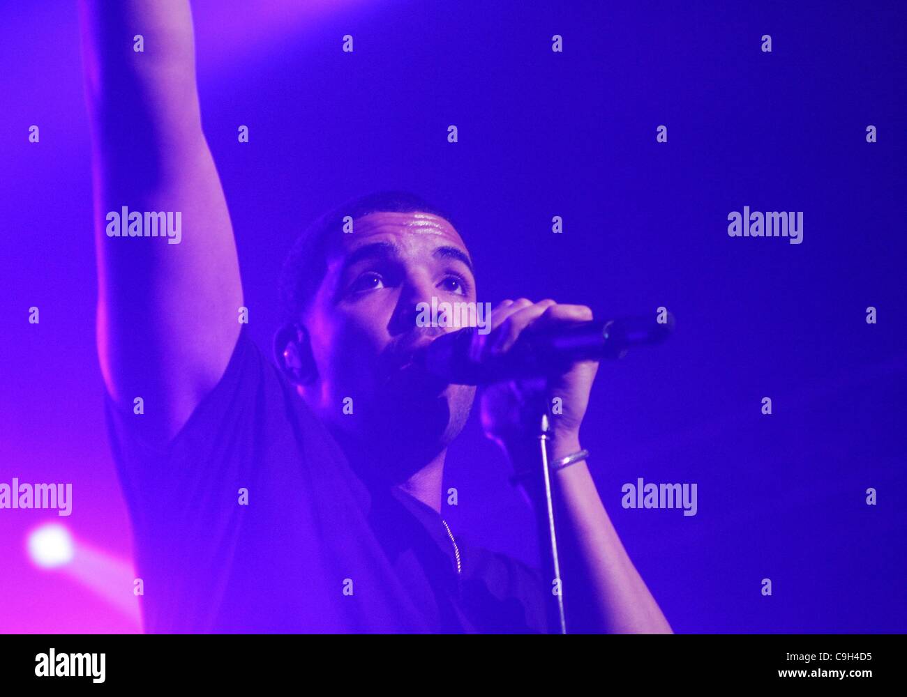 Drake on stage for Drake New Year's Day Concert at The Joint, Hard Rock ...