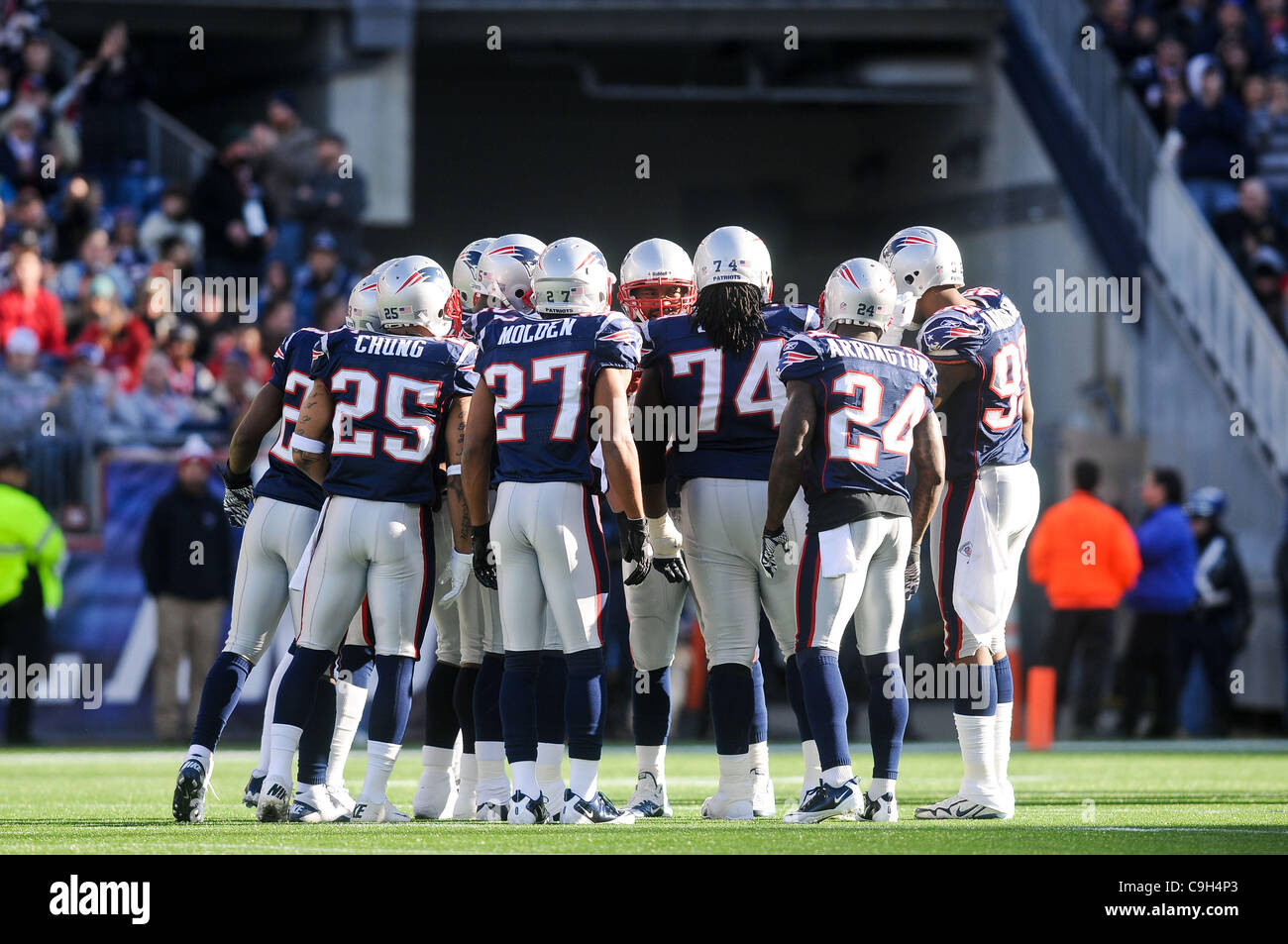 Jan. 1, 2012 - Foxborough, Massachusetts, U.S - The Patriots defense ...