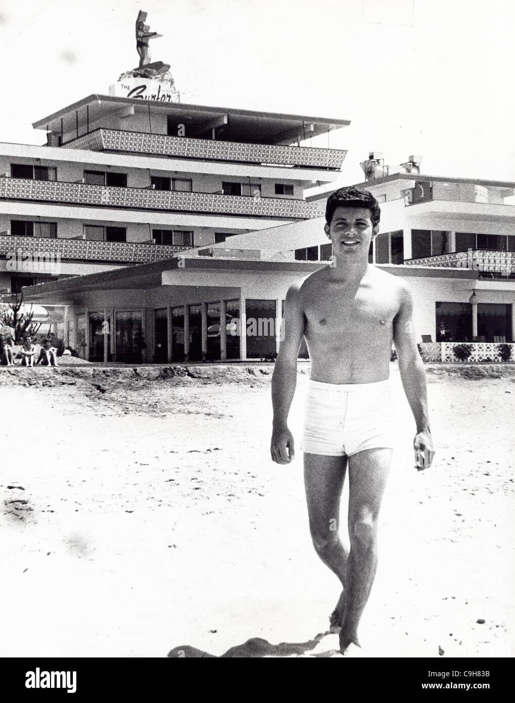 Dec. 23, 2011 - AVALON FRANKIE at The Surfer Hotel. It's near San Diego ...