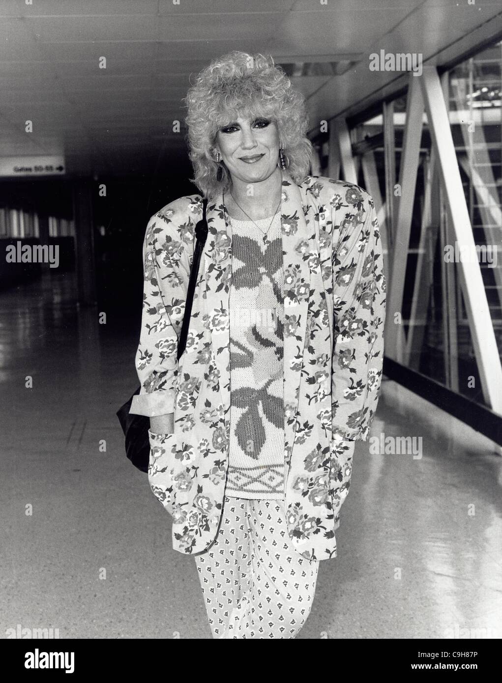 Dec. 31, 1985 - DUSTY SPRINGFIELD at London airport 1985.Supplied by ...