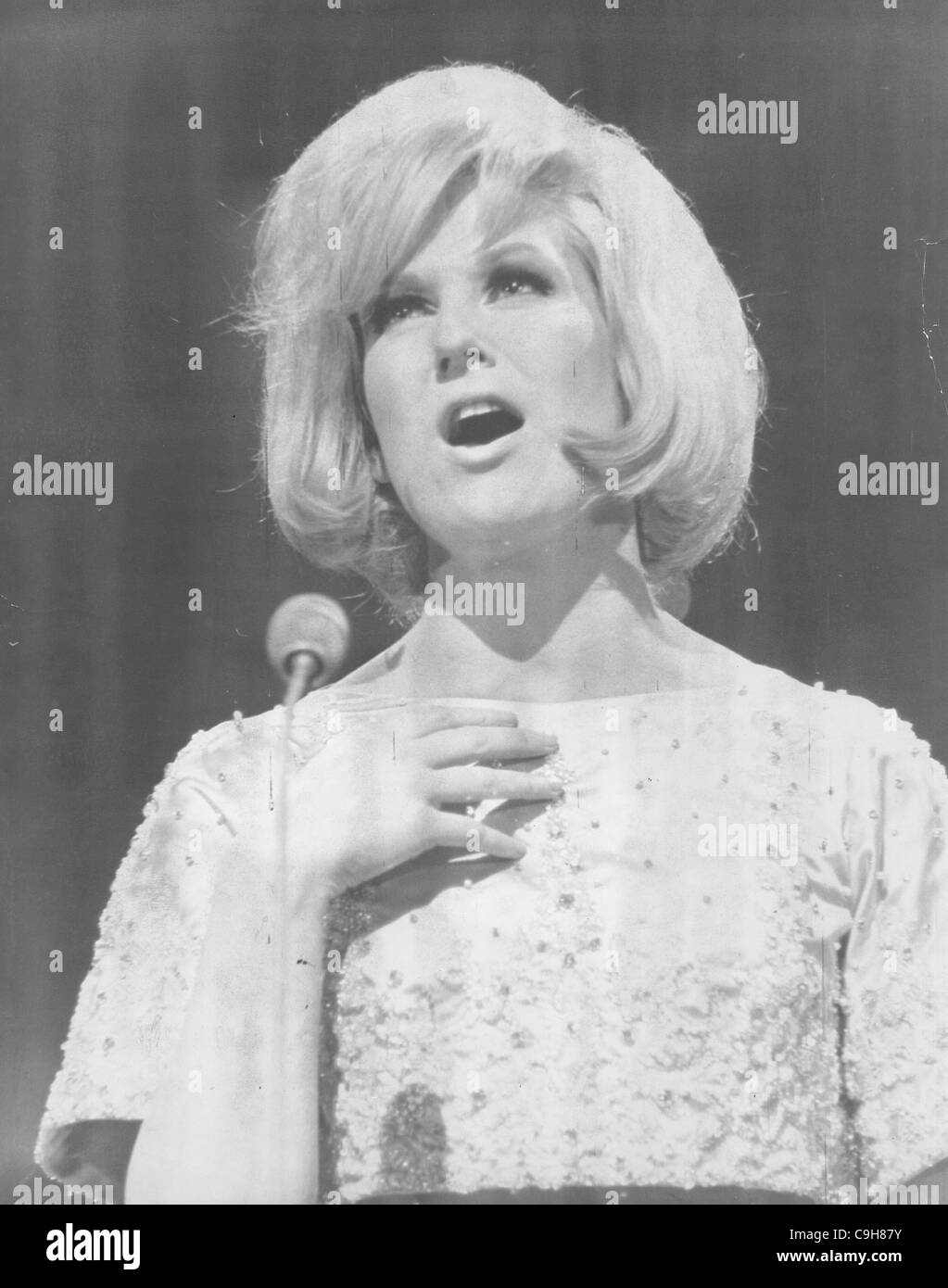 Dusty springfield hi-res stock photography and images - Alamy