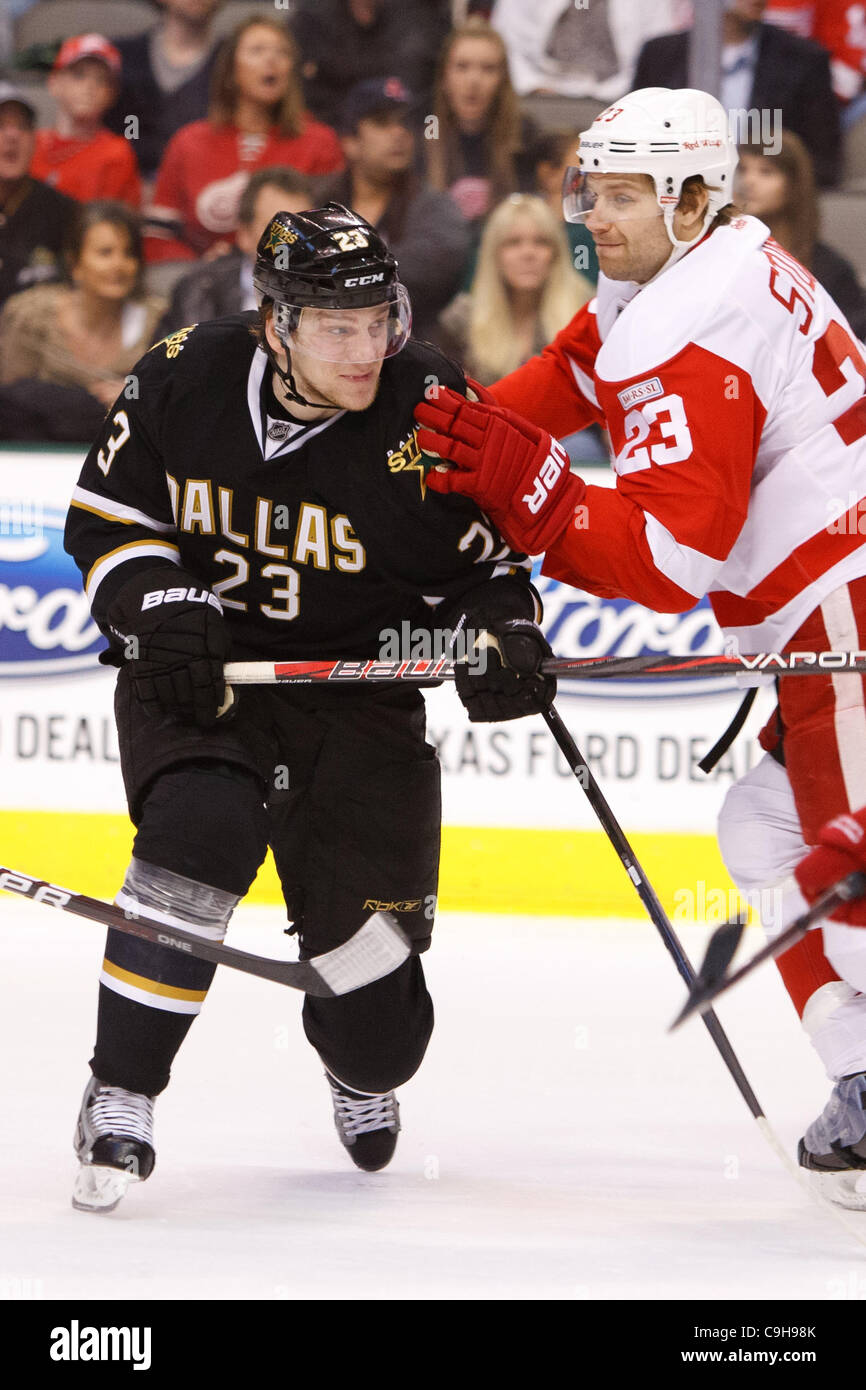 Jan. 3, 2012 - Dallas, Texas, US - Dallas Stars Forward Tom Wandell (23 ...