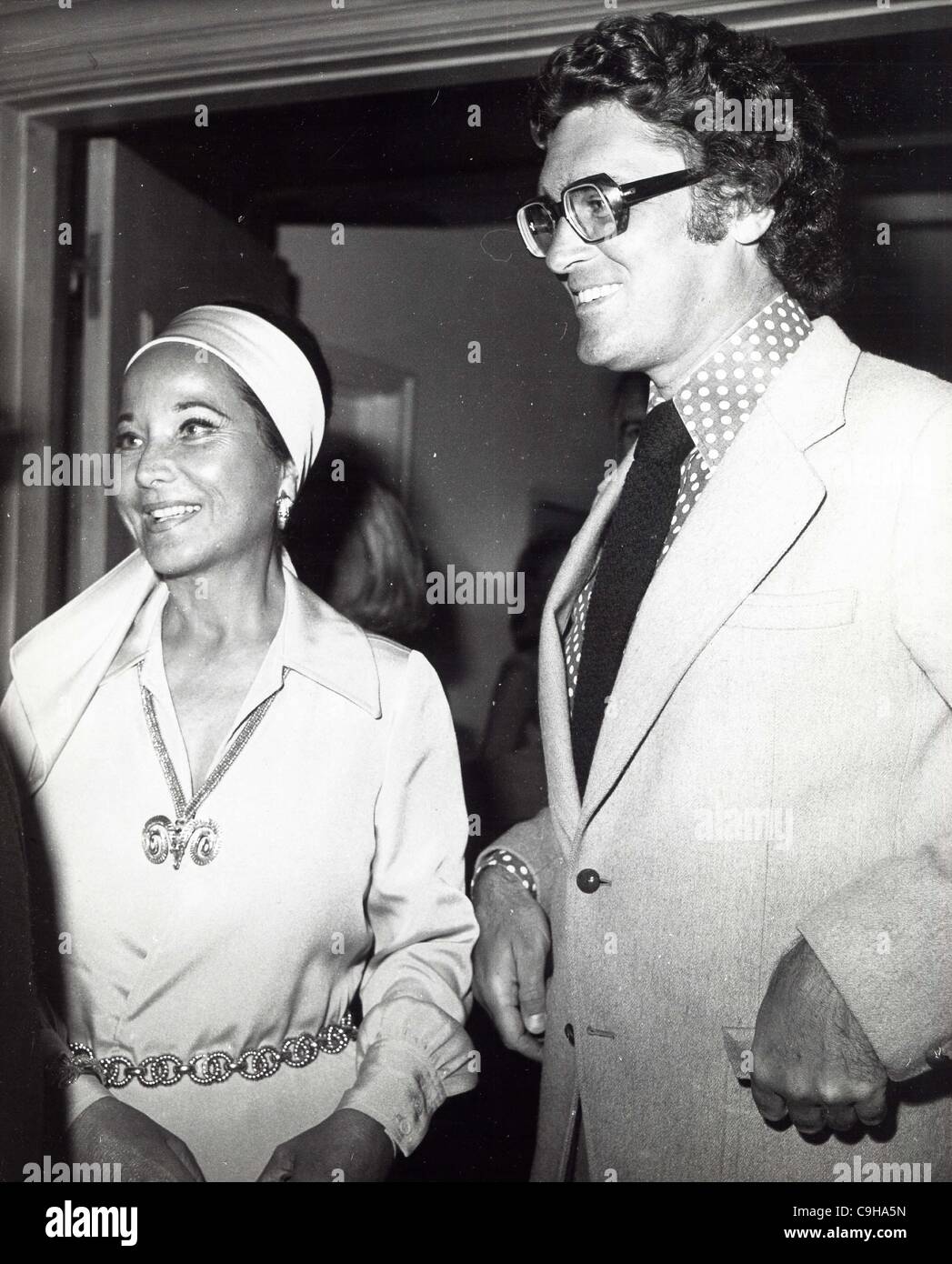 Wolders merle oberon hi-res stock photography and images - Alamy