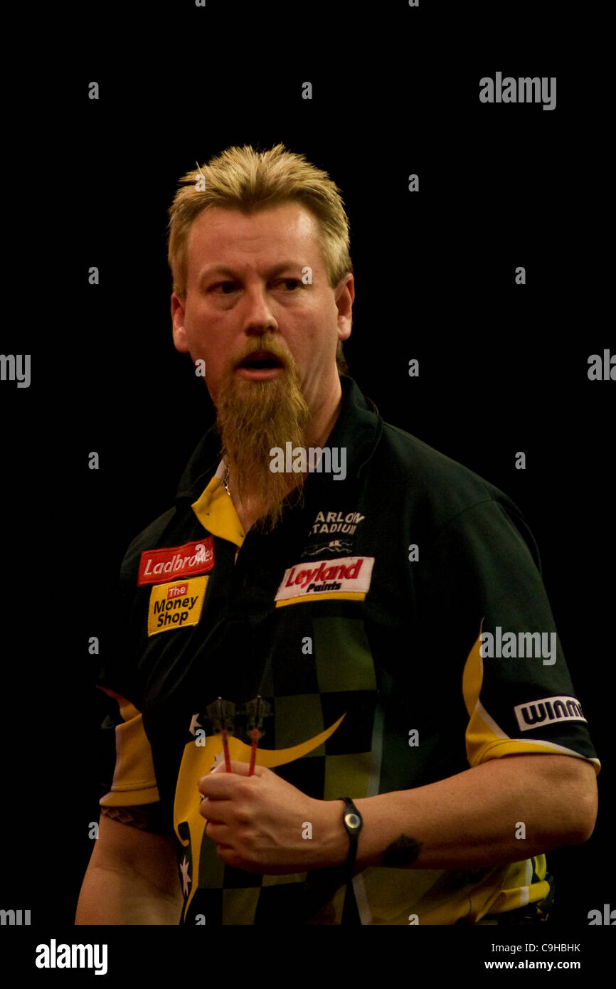 01.01.2012 London, Simon Whitlock (AUS) reacts during semi final of The ...