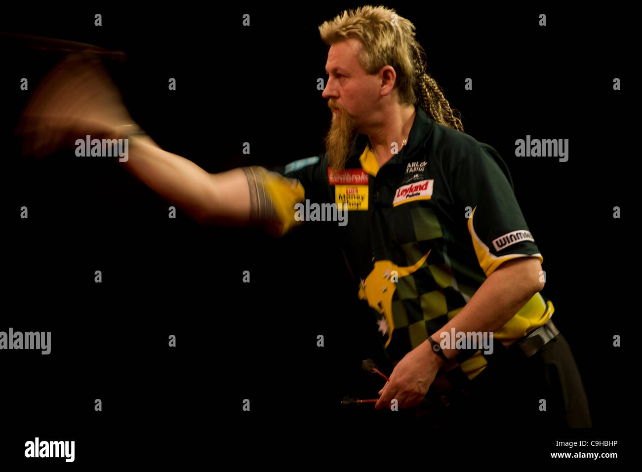 01.01.2012 London, Simon Whitlock (AUS) in action during semi final of ...