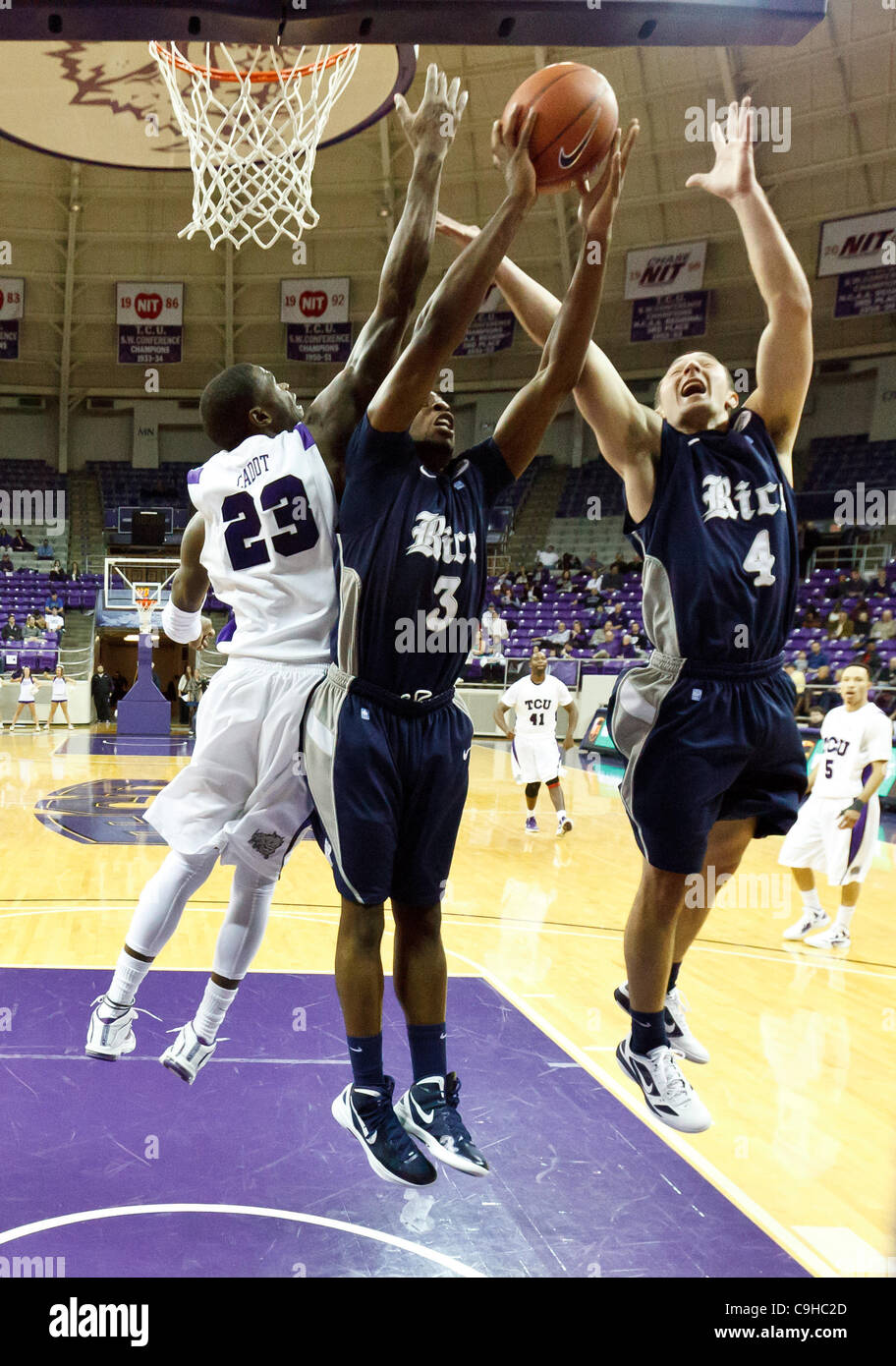 Tamir rice hi-res stock photography and images - Alamy