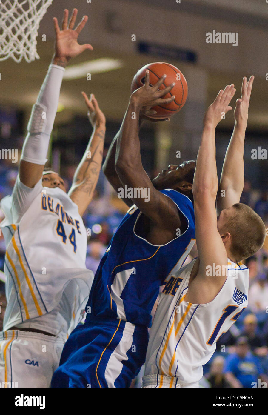 Delaware blue hens mens basketball hi-res stock photography and images ...