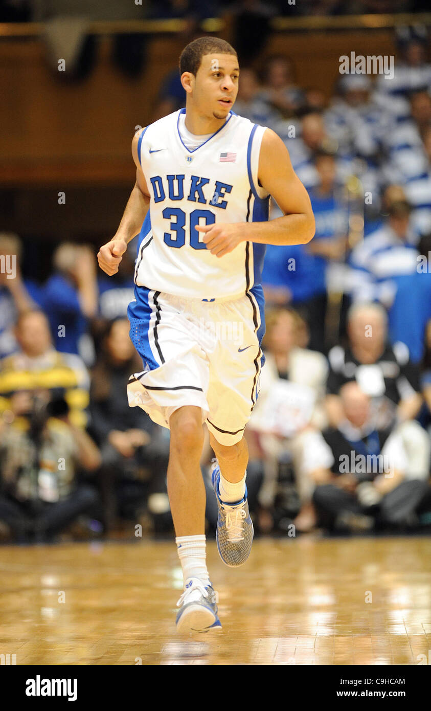 Seth curry basketball hi-res stock photography and images - Alamy