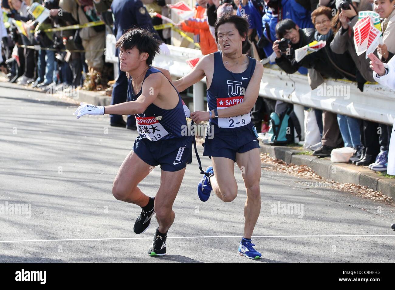 (L to R) Takashi Saito, Takaaki Tanaka (Toyo-Univ), JANUARY 3 2012 ...