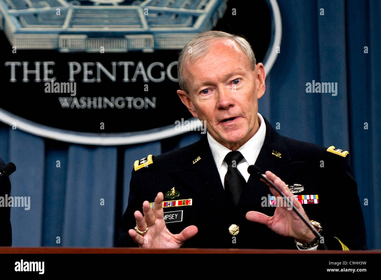 General Martin Dempsey, Chairman of the Joint Chiefs of Staff, address ...