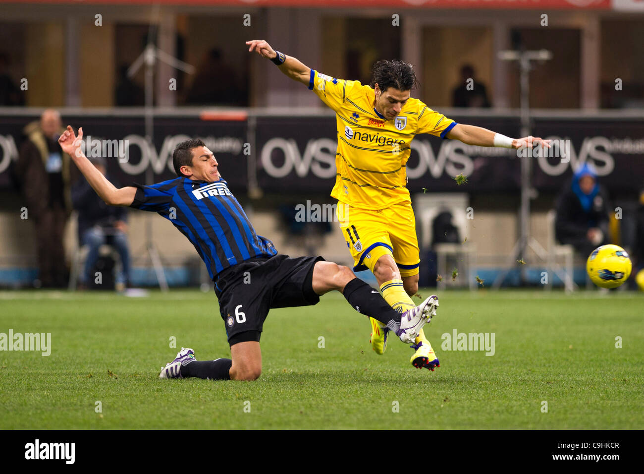 Lúcio inter milan hi-res stock photography and images - Alamy