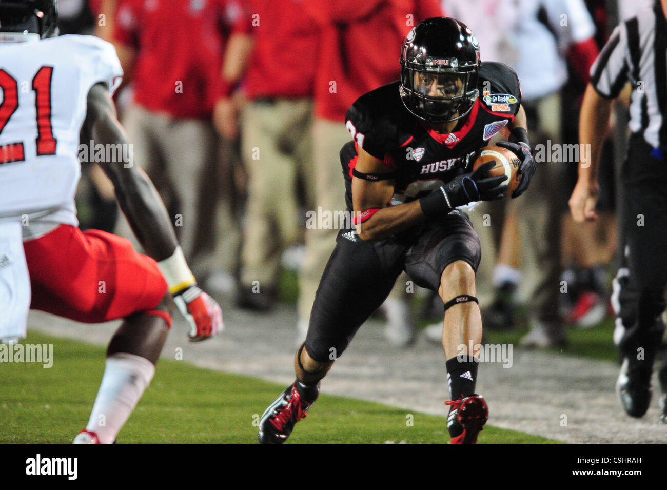 Jan. 8, 2012 - Mobile, Alabama, U.S - Northern Illinois' WR Nathan ...
