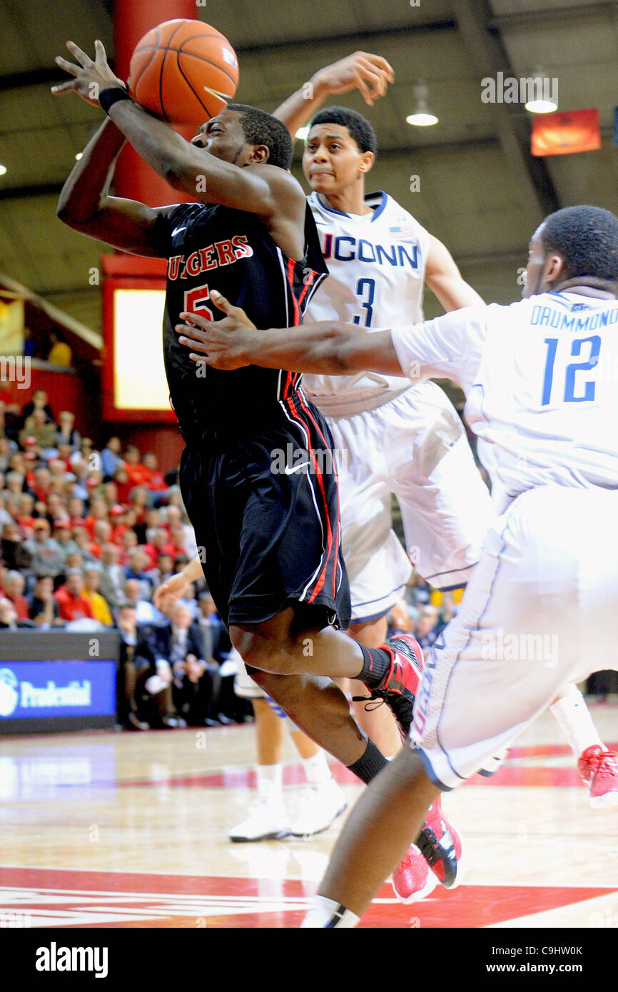 Rutgers scarlet knights defense hi-res stock photography and images - Alamy