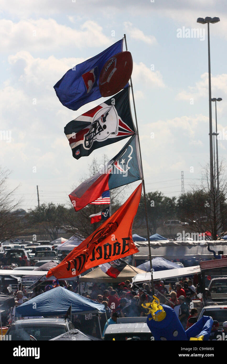 Nfl football stadium tailgating hi-res stock photography and images - Alamy