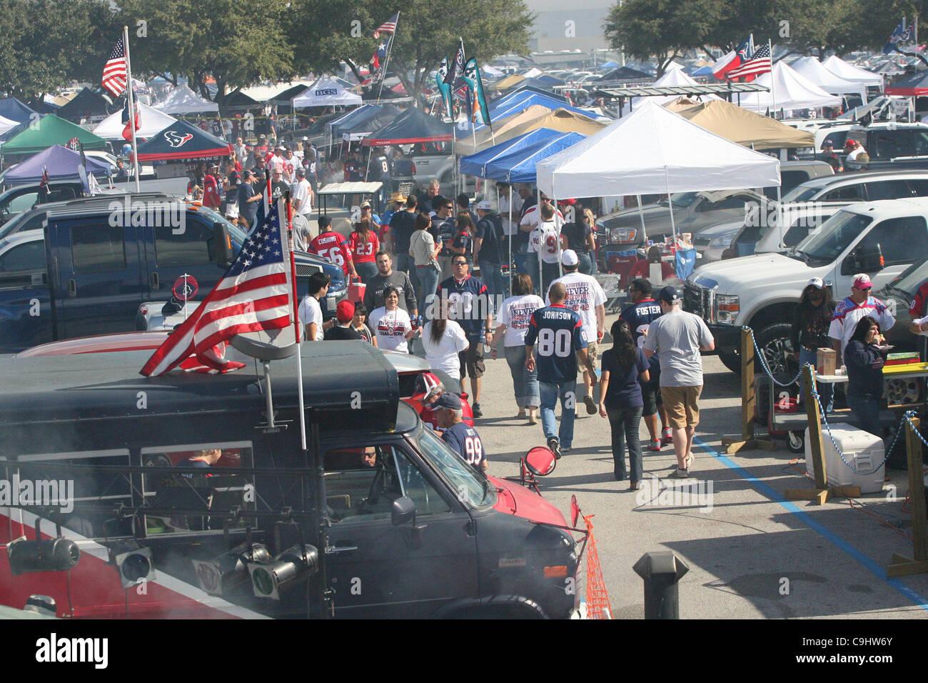 Professional football tailgating hi-res stock photography and images ...