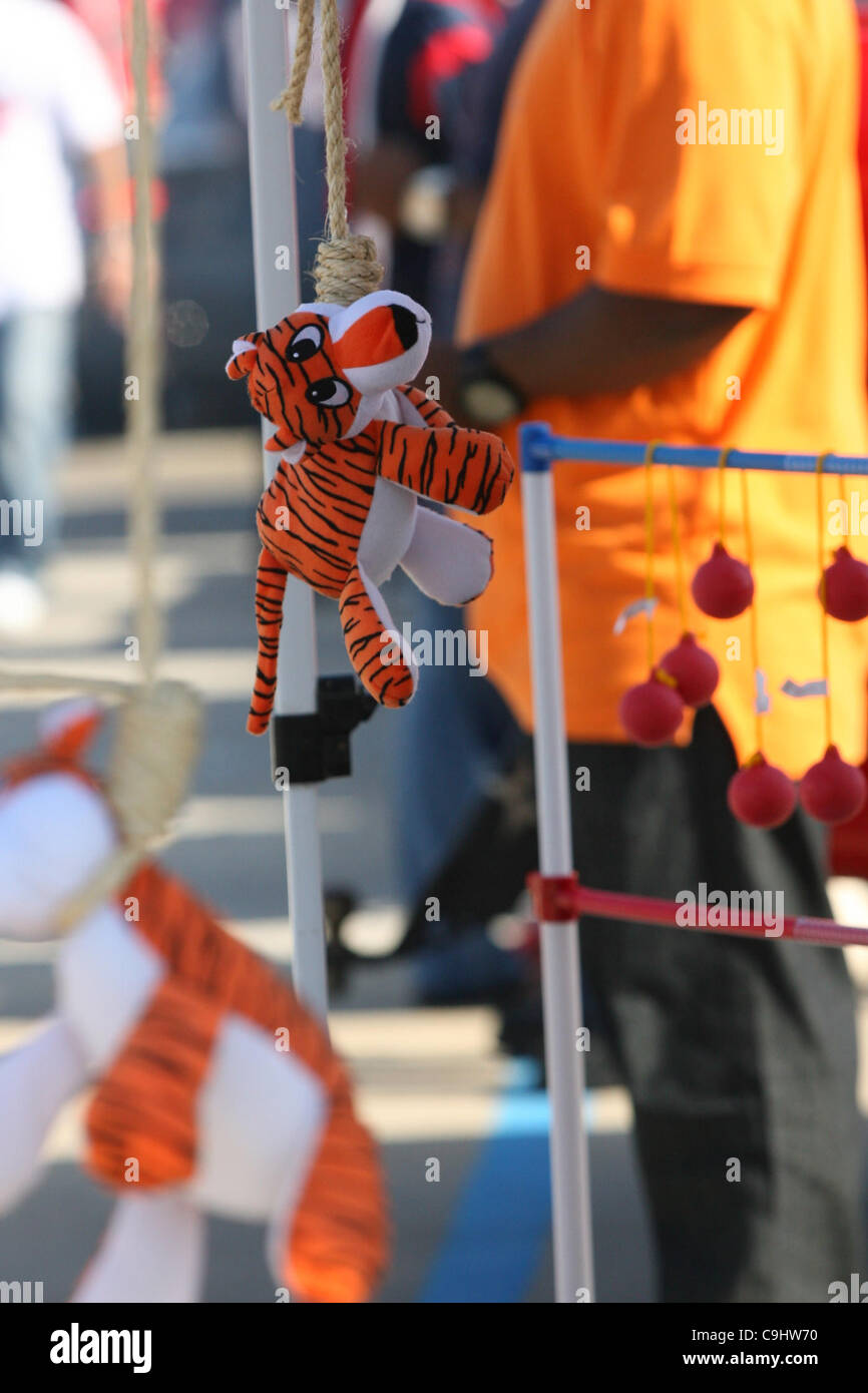 Jan. 7, 2011 - Houston, Texas, U.S - Houston Texans fans tailgating ...