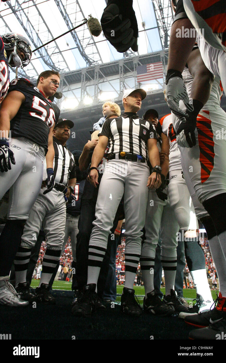 Nfl coin toss 2012 hi-res stock photography and images - Alamy
