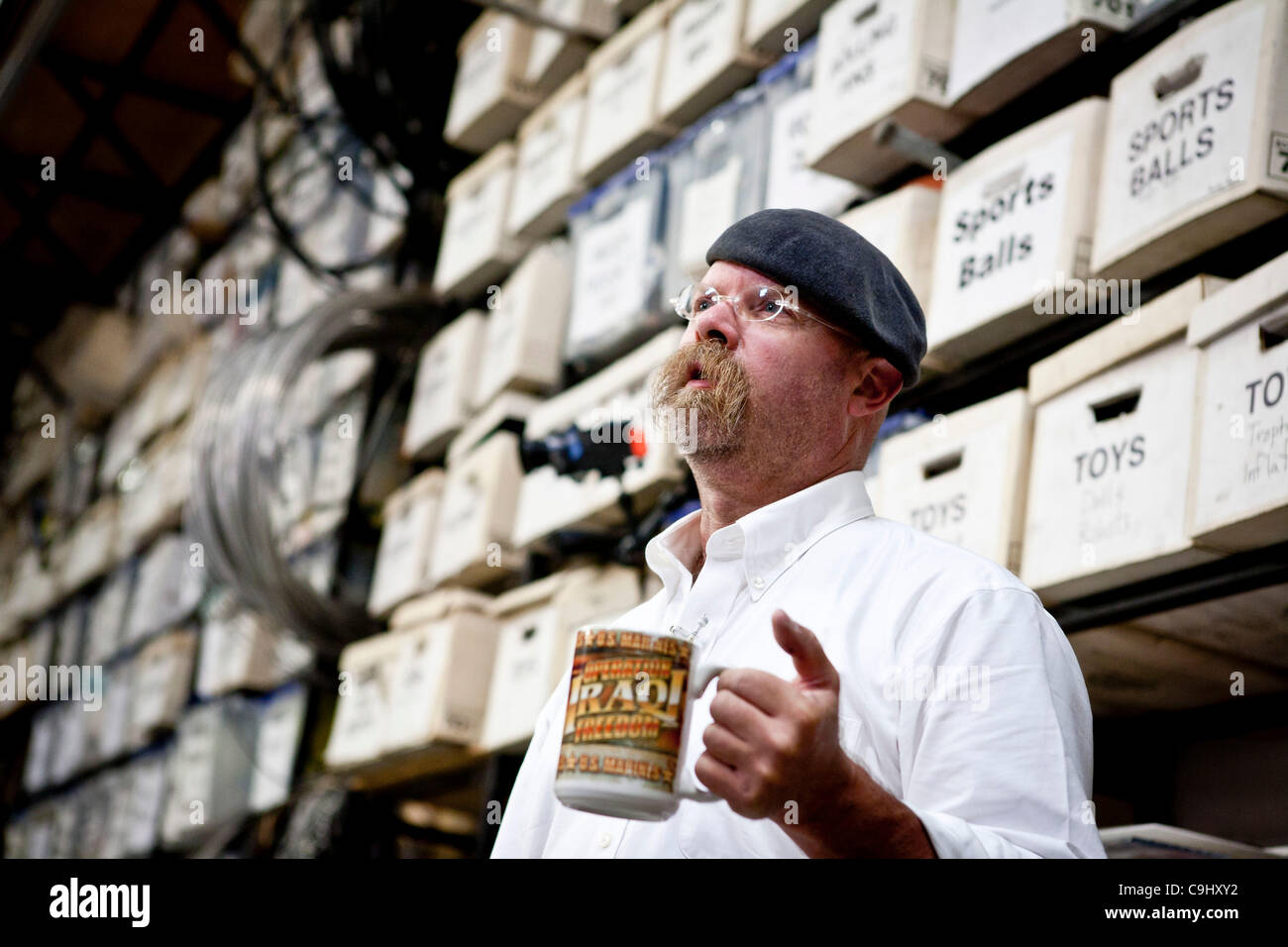 Mythbusters hi-res stock photography and images - Alamy