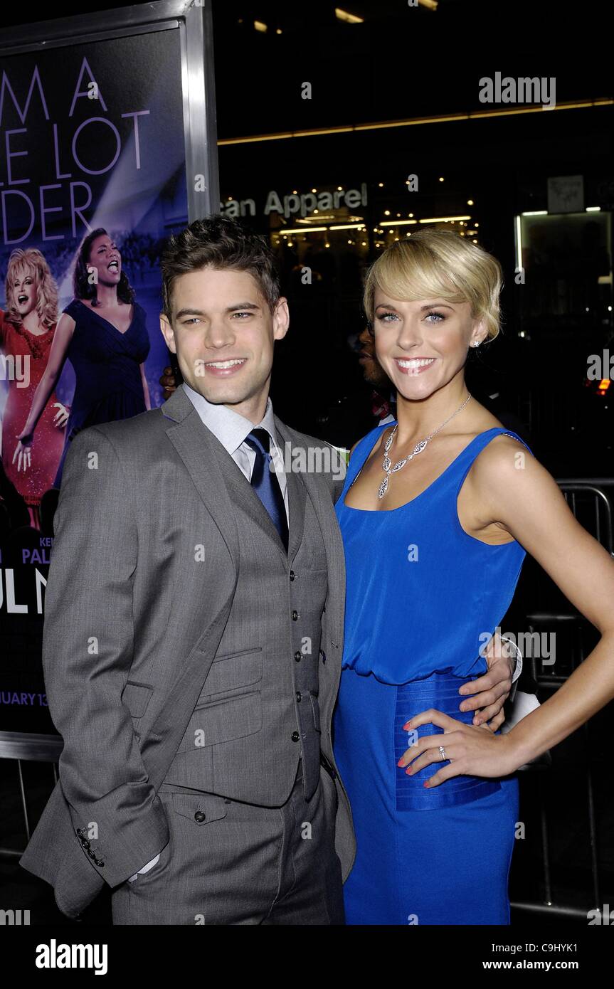 Jeremy jordan and ashley spencer hi-res stock photography and images ...