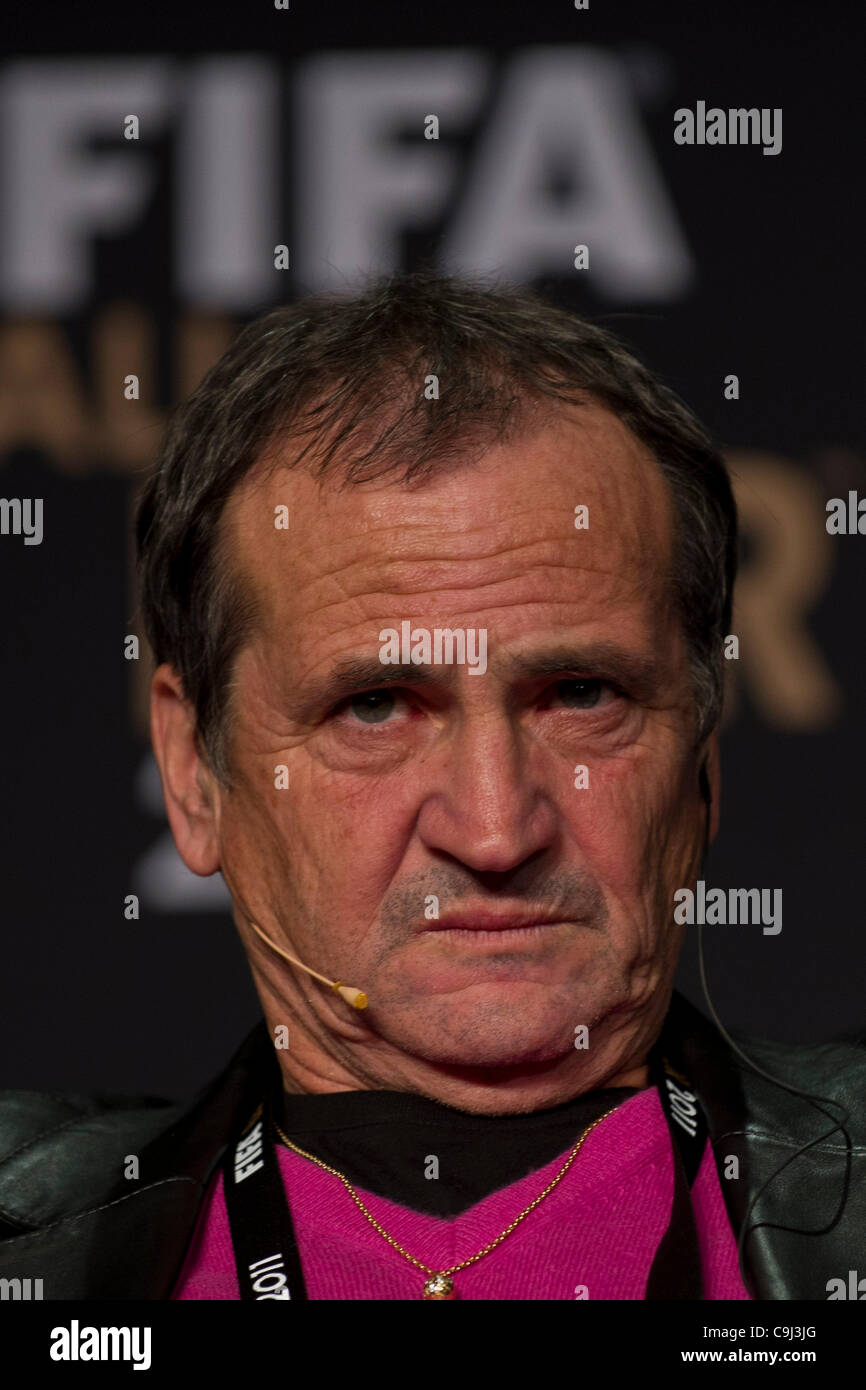 Fifa world coach year award hi-res stock photography and images - Alamy