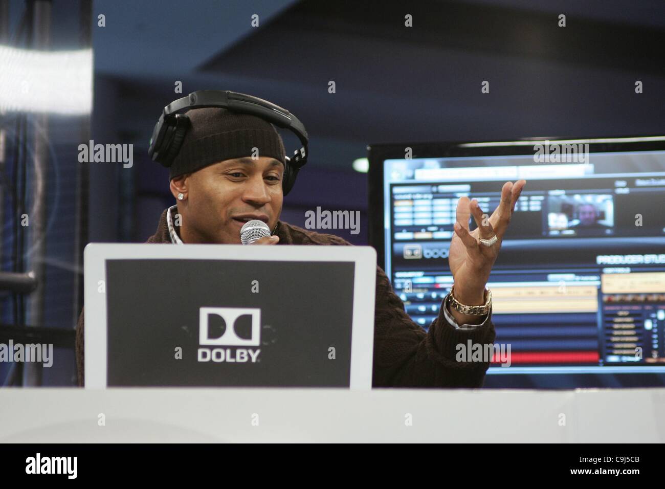 LL Cool J at a public appearance for LL COOL J Promotes Dolby at ...
