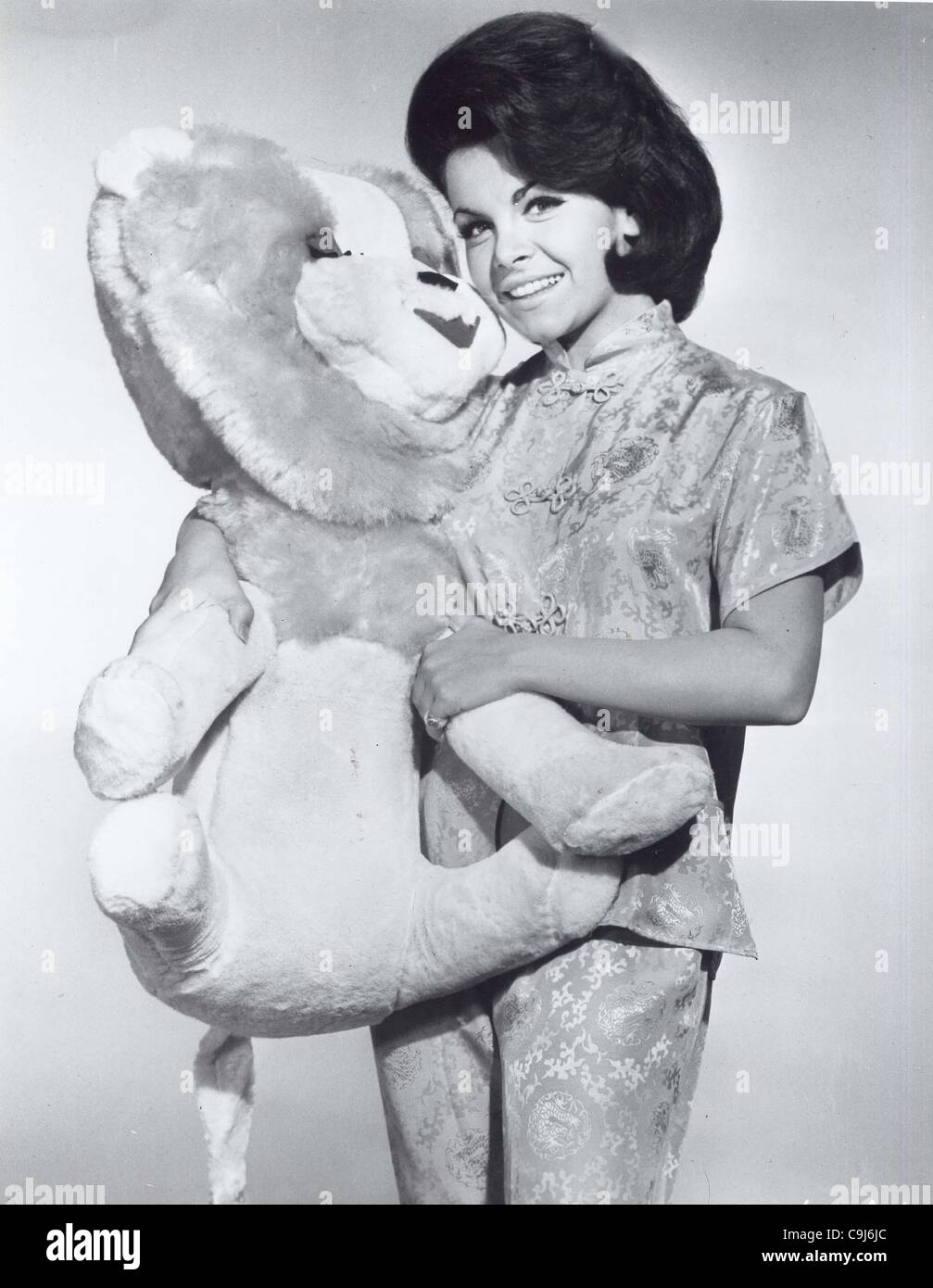 Jan. 6, 2012 - ANNETTE FUNICELLO.Supplied by Photos, inc.(Credit Image ...