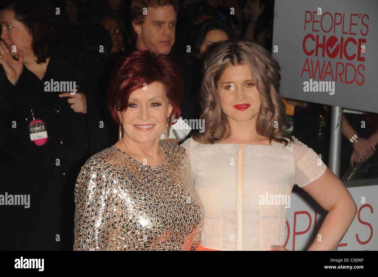 Sharon Osbourne, Kelly Osbourne at arrivals for People's Choice Awards ...
