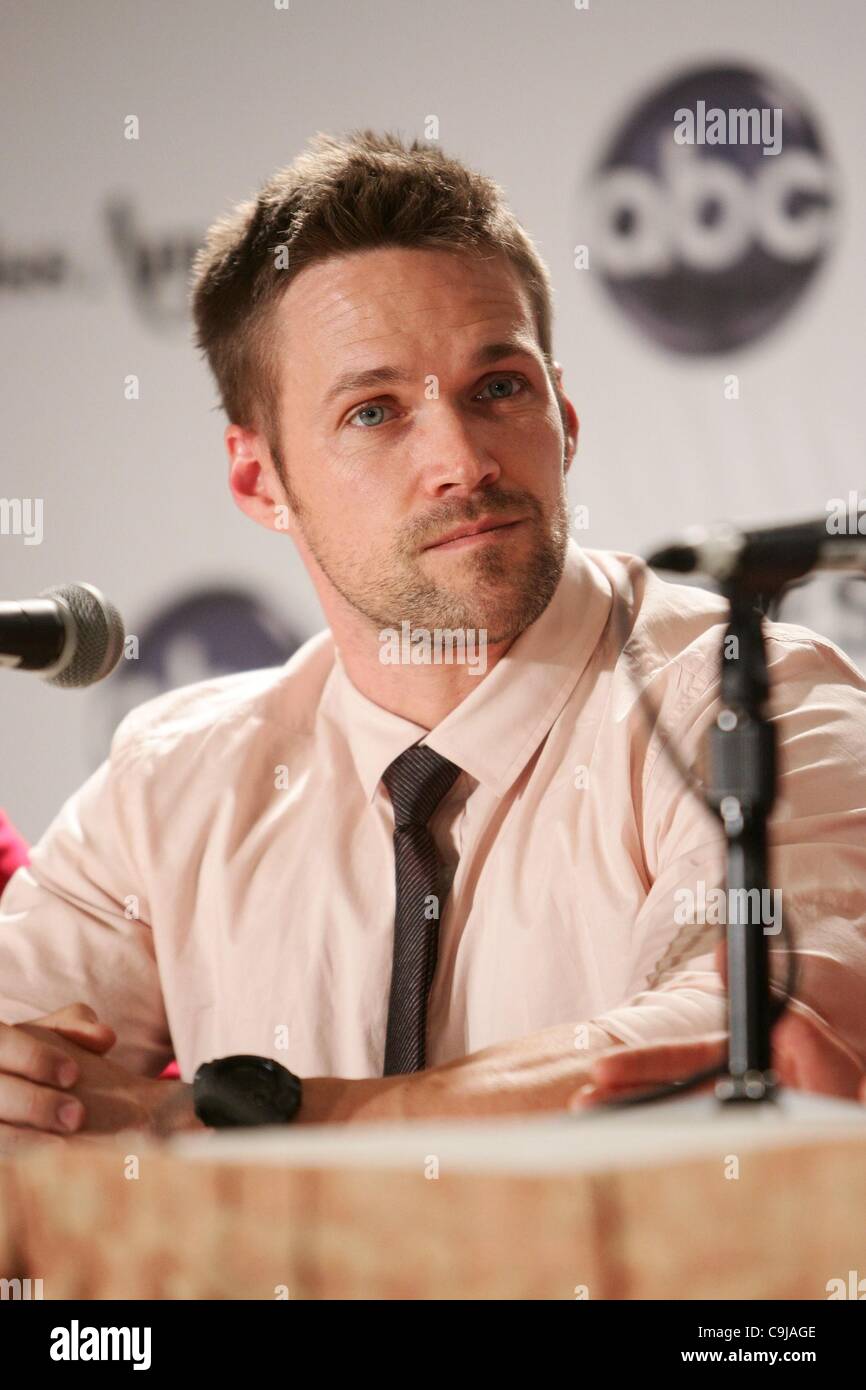 2012 chris powell hi-res stock photography and images - Alamy