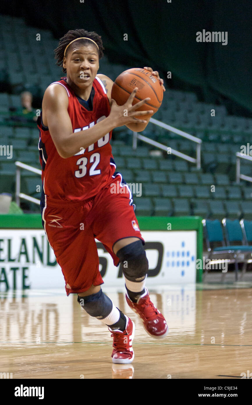 Jan. 12, 2012 - Cleveland, Ohio, U.S - Illinois-Chicago guard Kiara ...