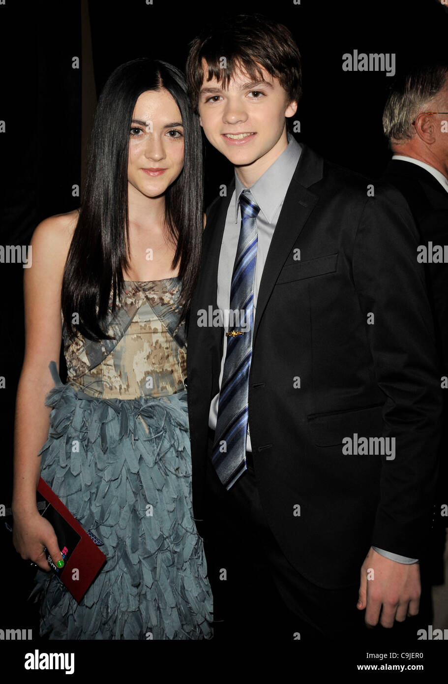 Isabelle Fuhrman Joel Courtney