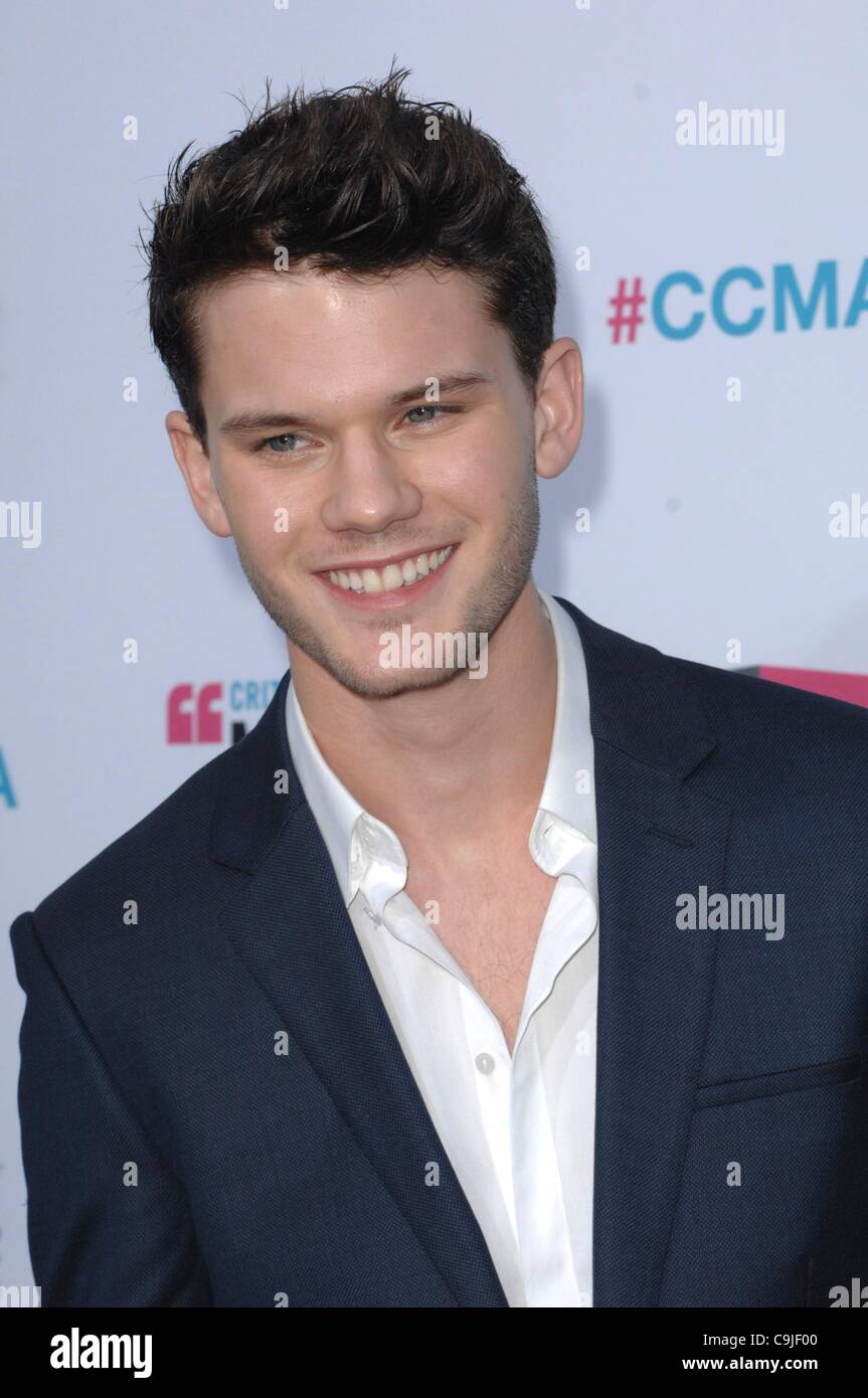 Jeremy Irvine at arrivals for 17th Annual Critics Choice Movie Awards ...
