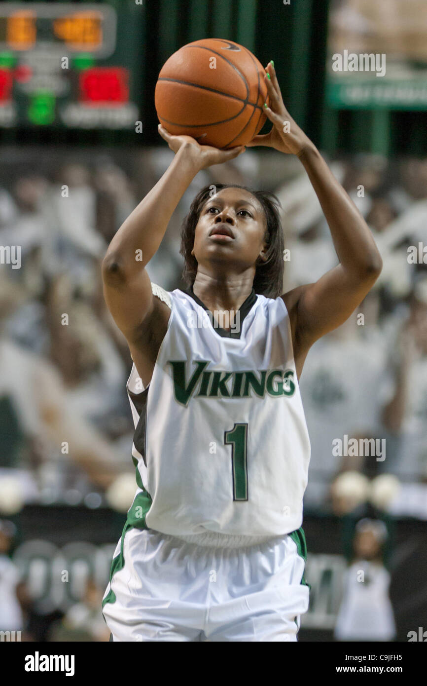 Jan. 12, 2012 - Cleveland, Ohio, U.S - Cleveland State forward Imani ...