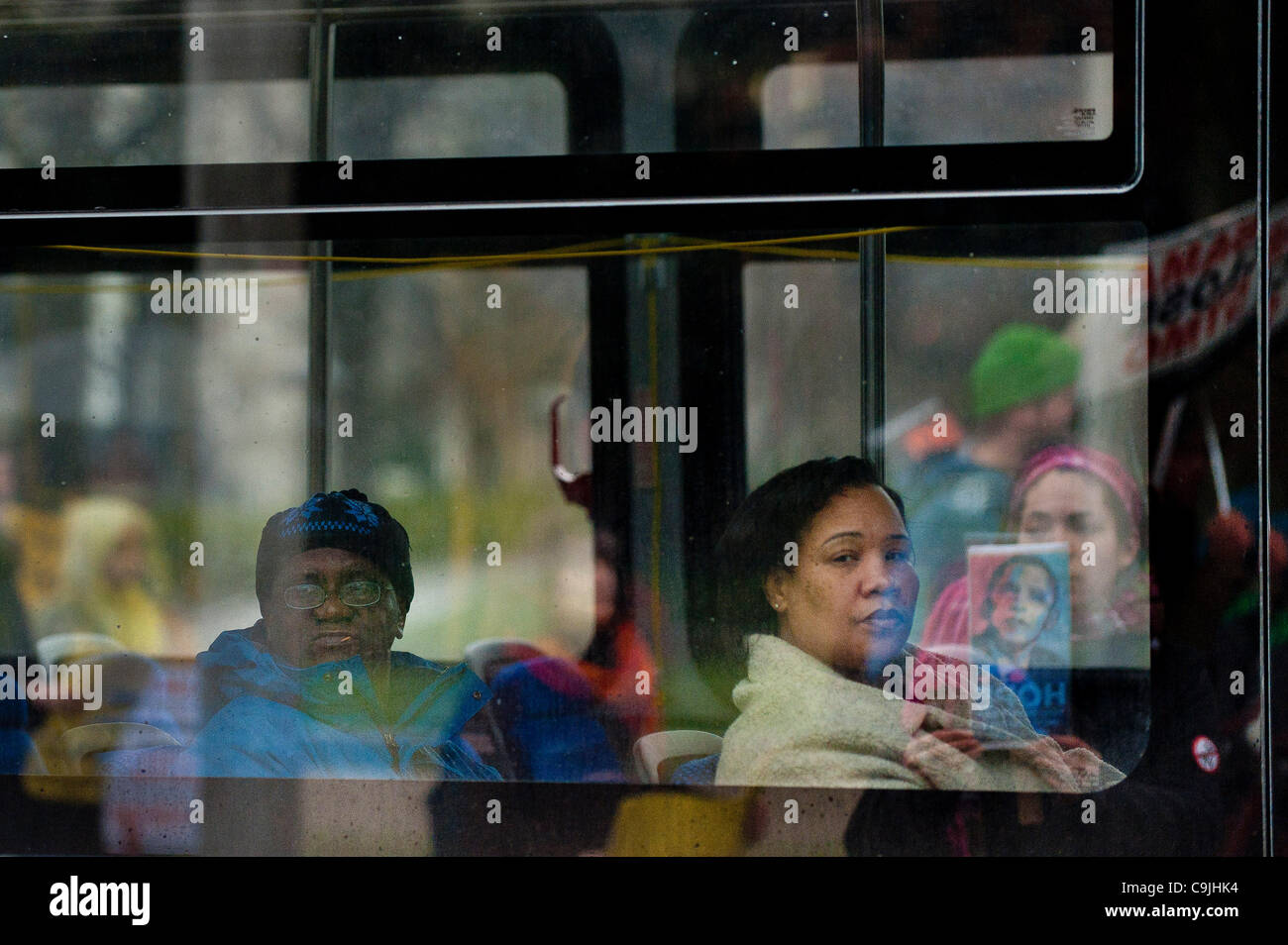 Detention center bus hi-res stock photography and images - Alamy