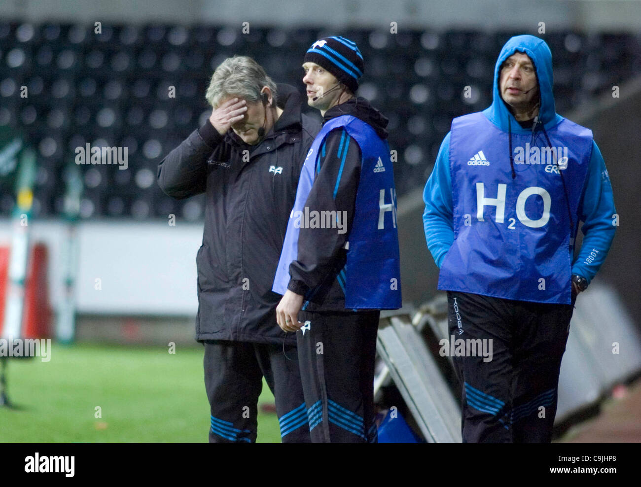 Benetton treviso head coach hi-res stock photography and images - Alamy