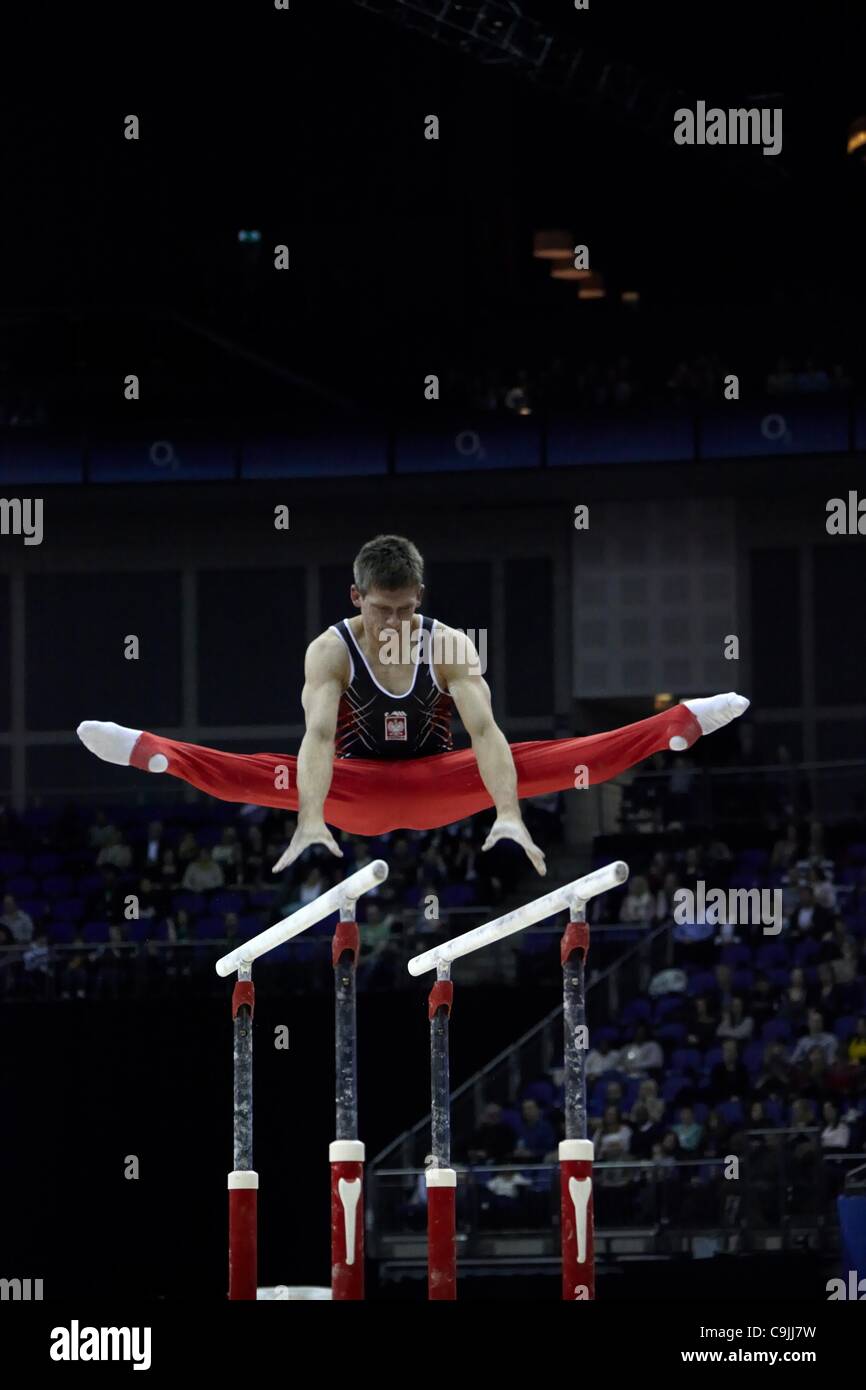 London parallel bars olympic games hi-res stock photography and images ...