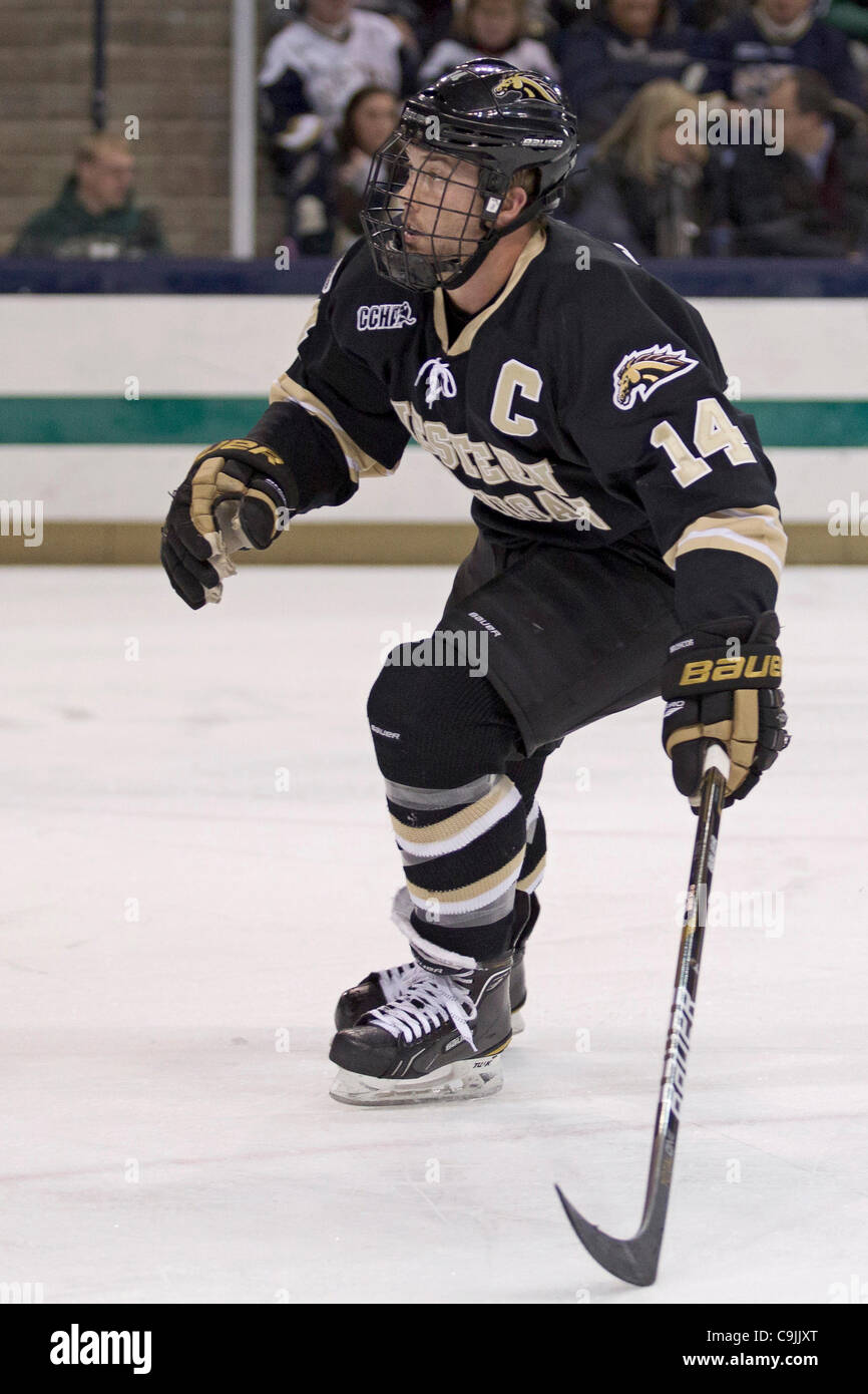 Compton family ice arena hi-res stock photography and images - Alamy