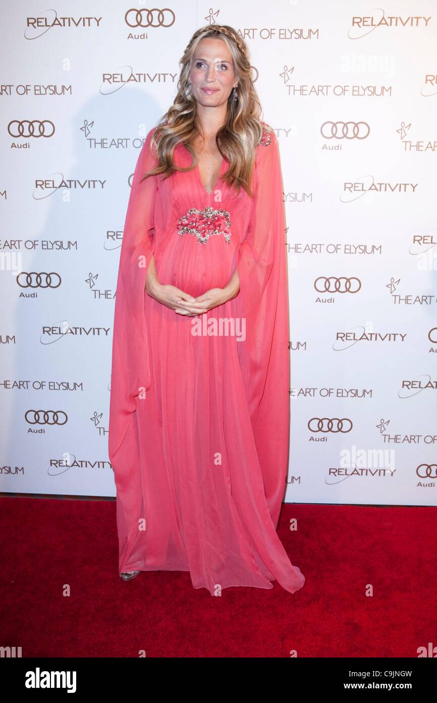 Molly Sims at arrivals for Art of Elysium 2012 Heaven Gala, Union ...