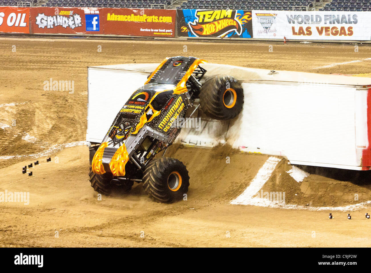 Tom meents maximum destruction hi-res stock photography and images - Alamy