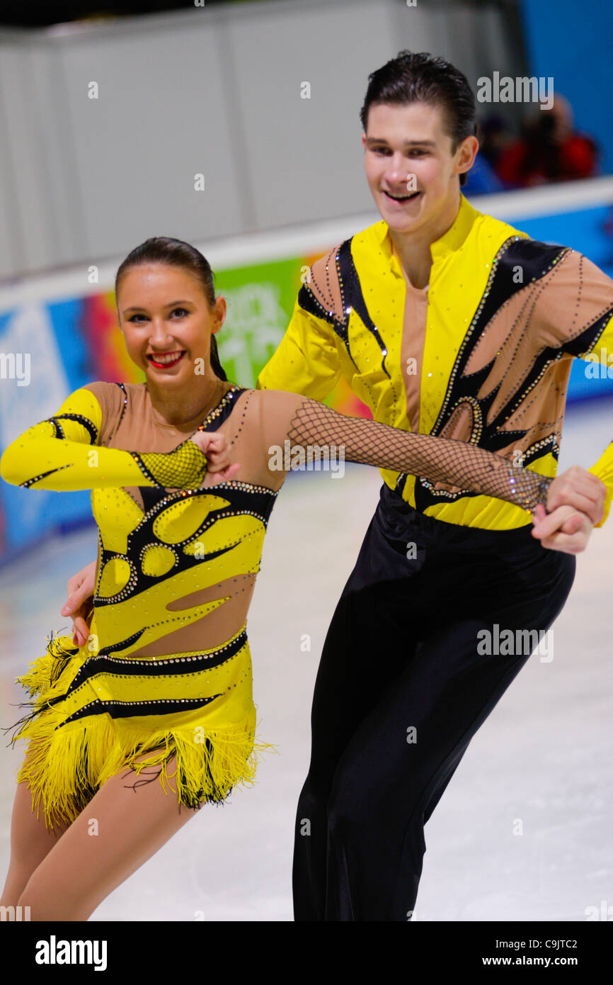 Jan. 15, 2012 - Innsbruck, Austria - Maria Simonova and Dmitri Dragun ...
