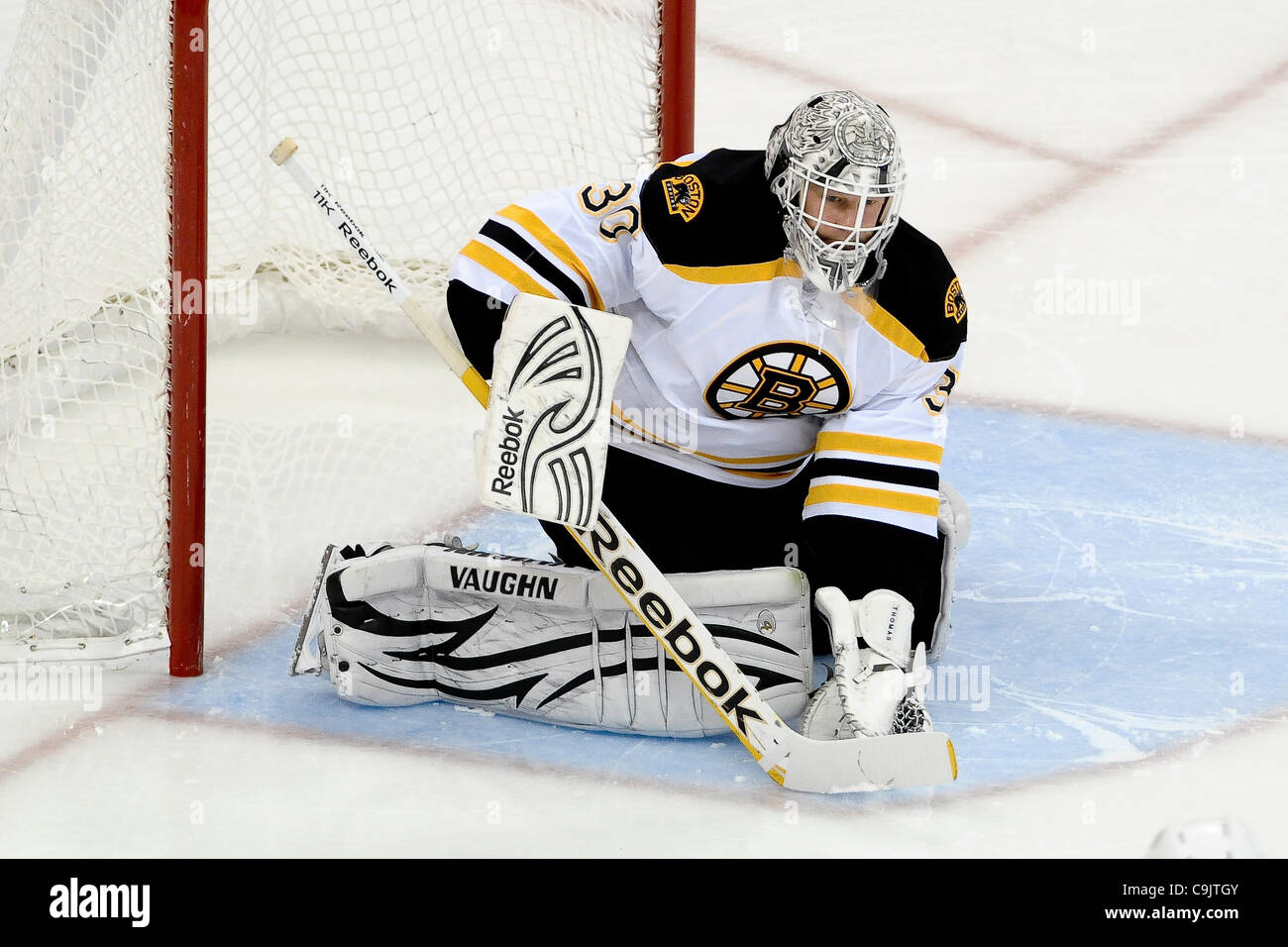 Jan. 14, 2012 - Raleigh, North Carolina, U.S - Boston Bruins goalie Tim ...
