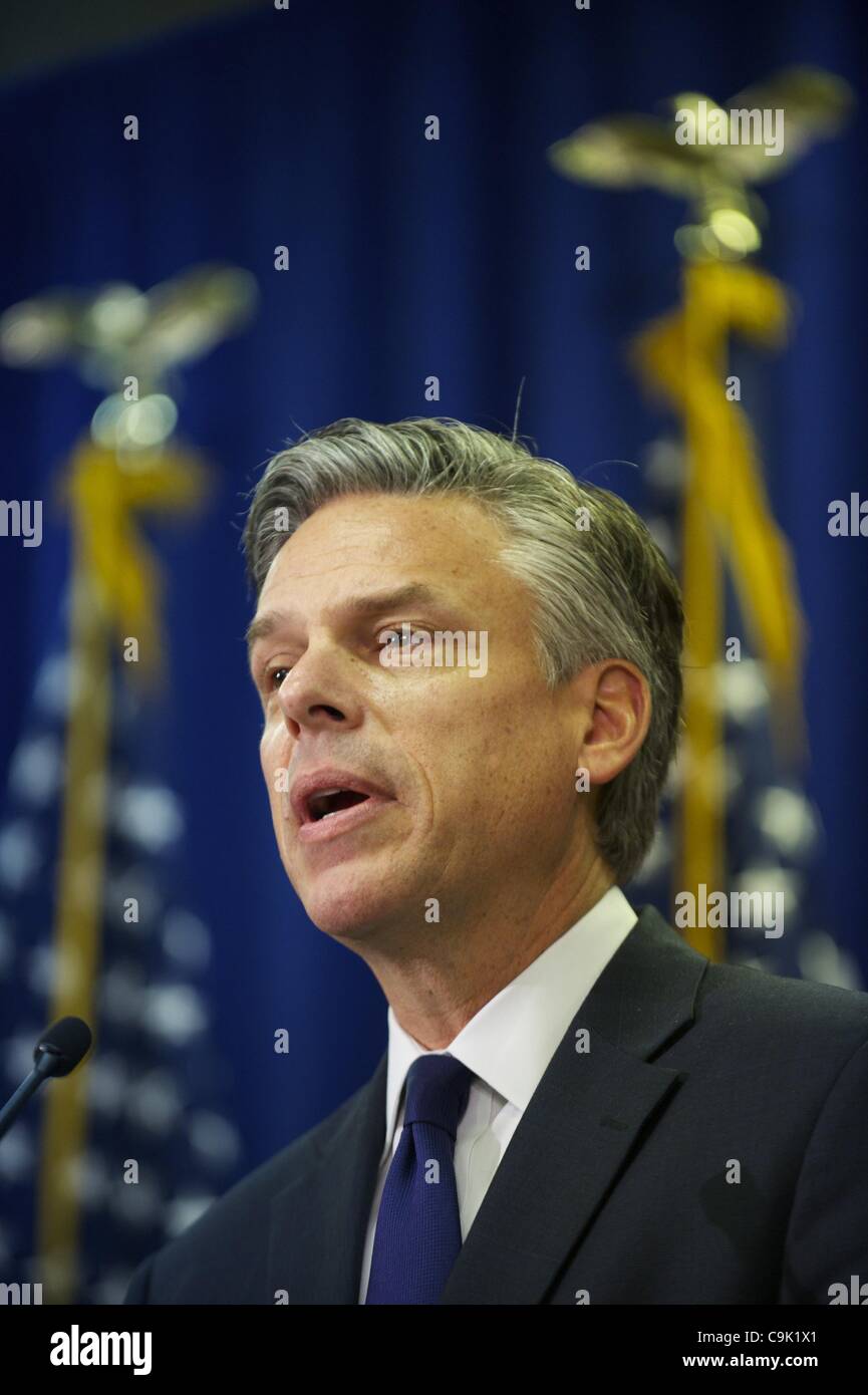 Endorsement newspaper hi-res stock photography and images - Alamy