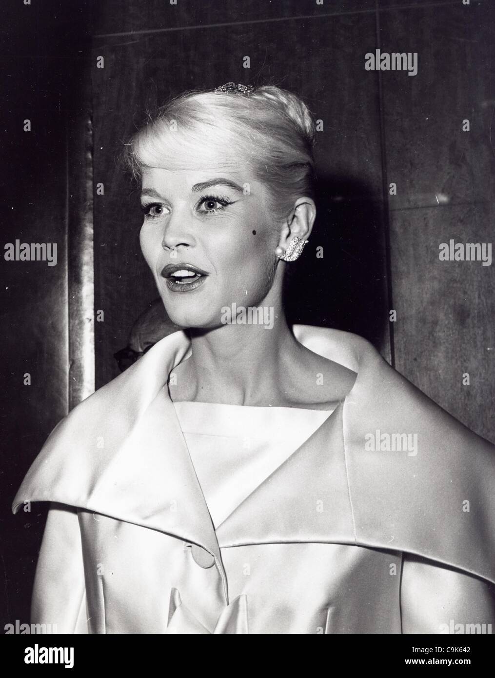 Dorothy provine hi-res stock photography and images - Alamy
