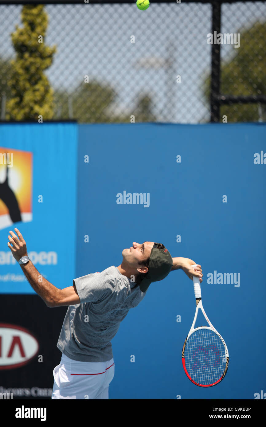 Roger Federer on practice courts at the Australian Open, Melbourne ...