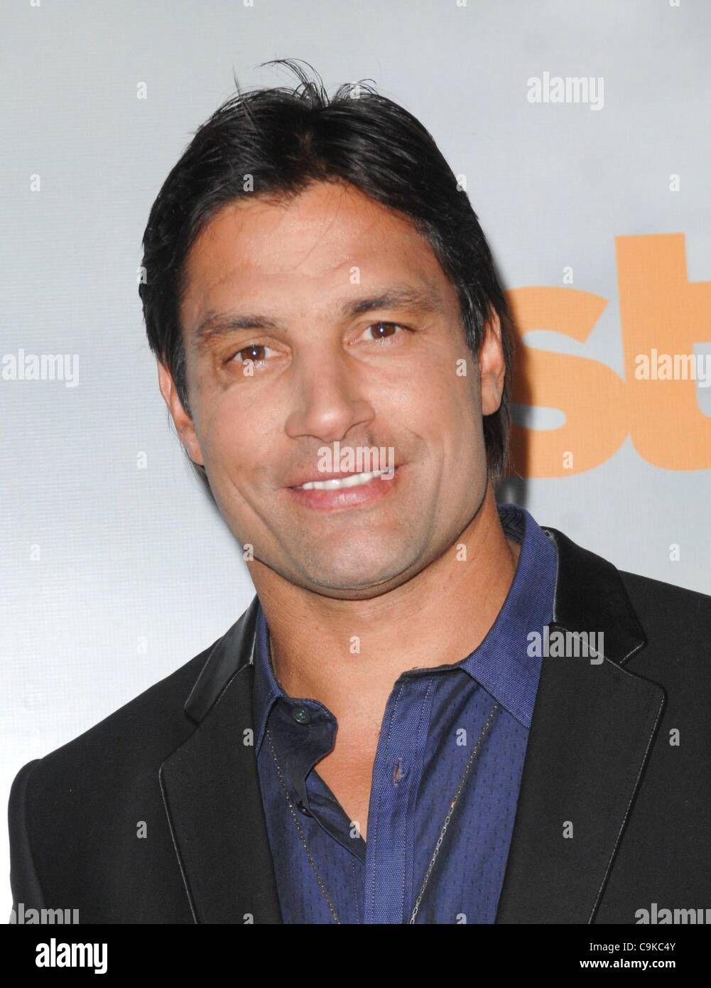 Manu Bennett At Arrivals For Spartacus Vengeance Series Premiere Cinerama Dome At The Arclight