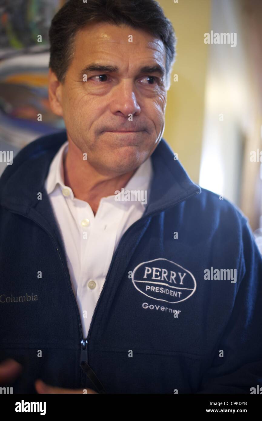 Jan. 19, 2012 - FILE -Texas Gov. RICK PERRY dropped out of the ...