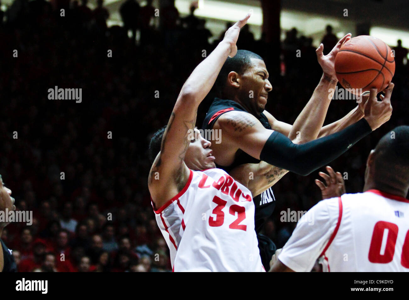 Jan. 18, 2012 - Albuquerque, New Mexico, U.S - New Mexico forward Drew ...