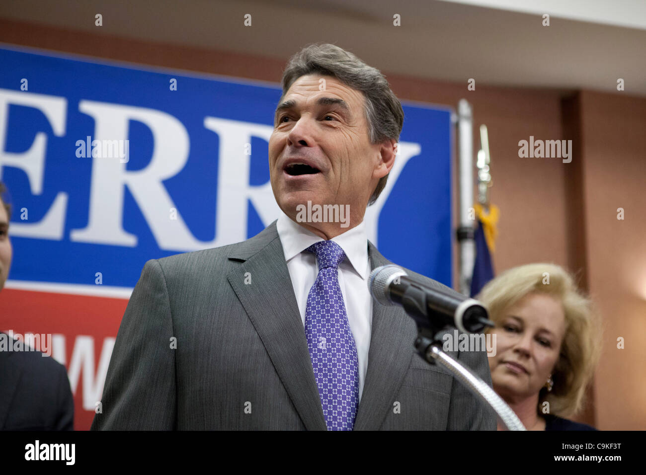 Texas press conference hi-res stock photography and images - Alamy